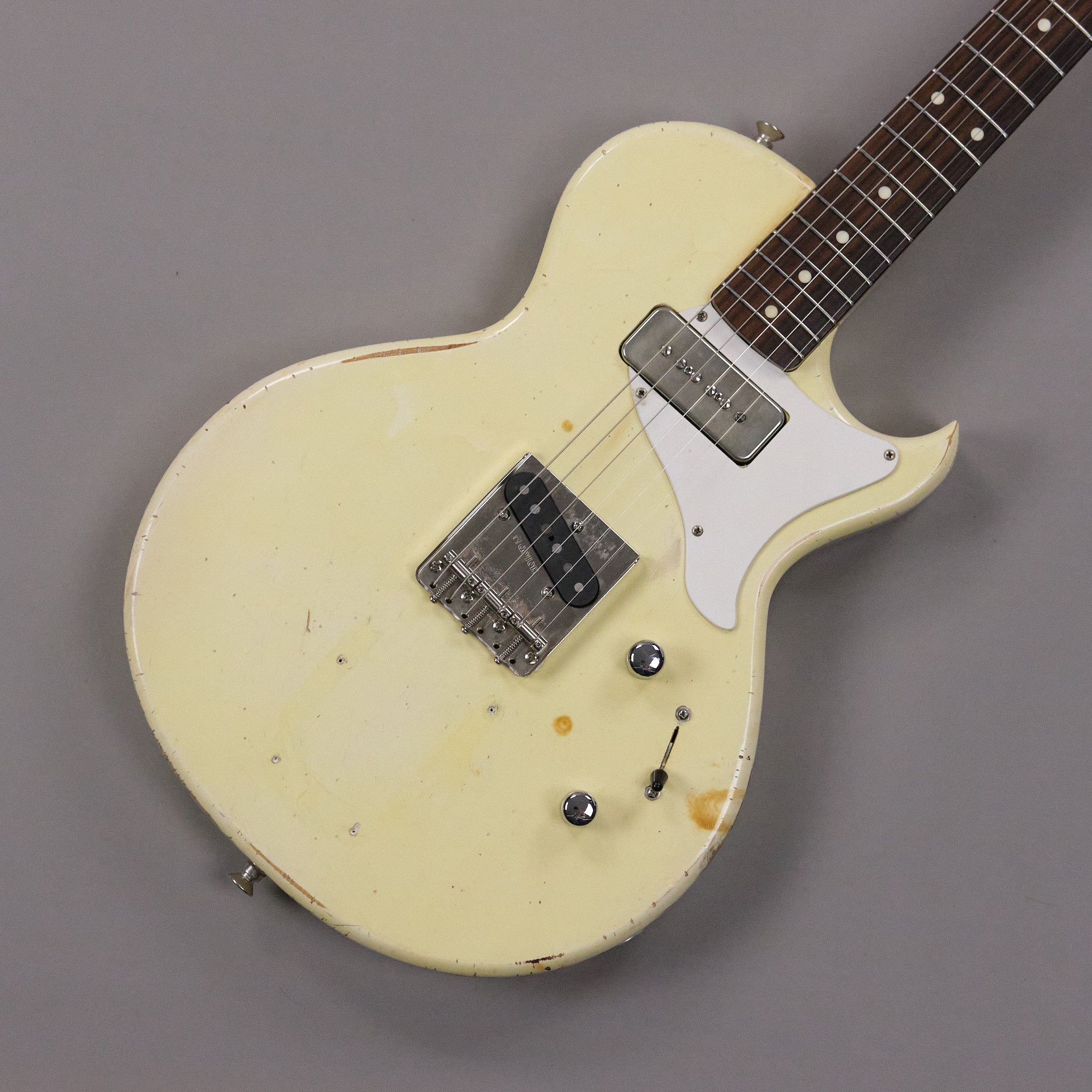 Vintage & Used (Fretted Instruments)